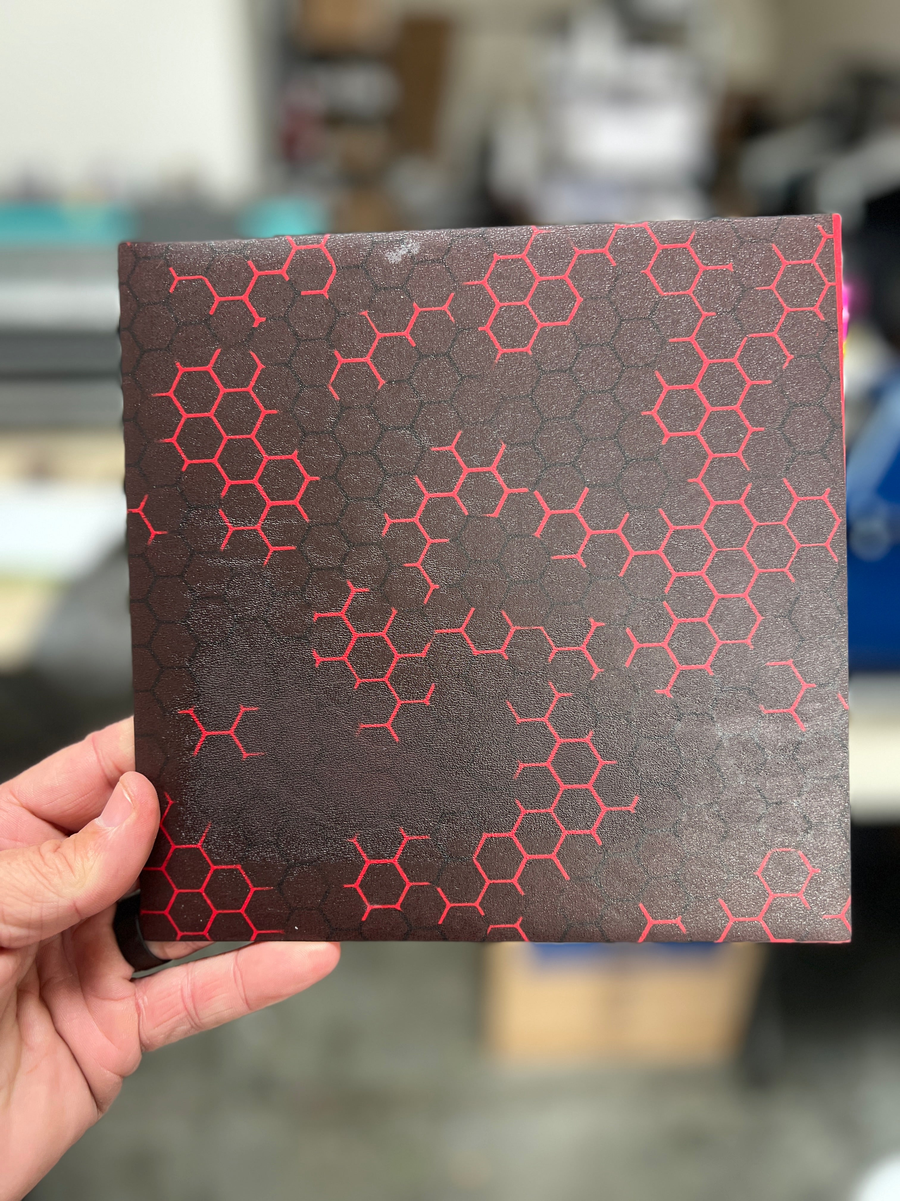 Red Hex 8x8 – H3 Customs